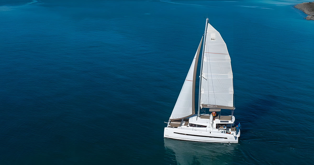 Eclipse 47ft Sailing Catamaran เรือคาตามารันพัทยาสุดหรู แบบส่วนตัว